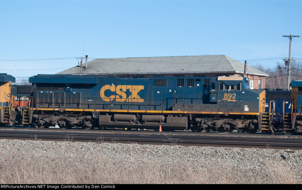 CSX 892